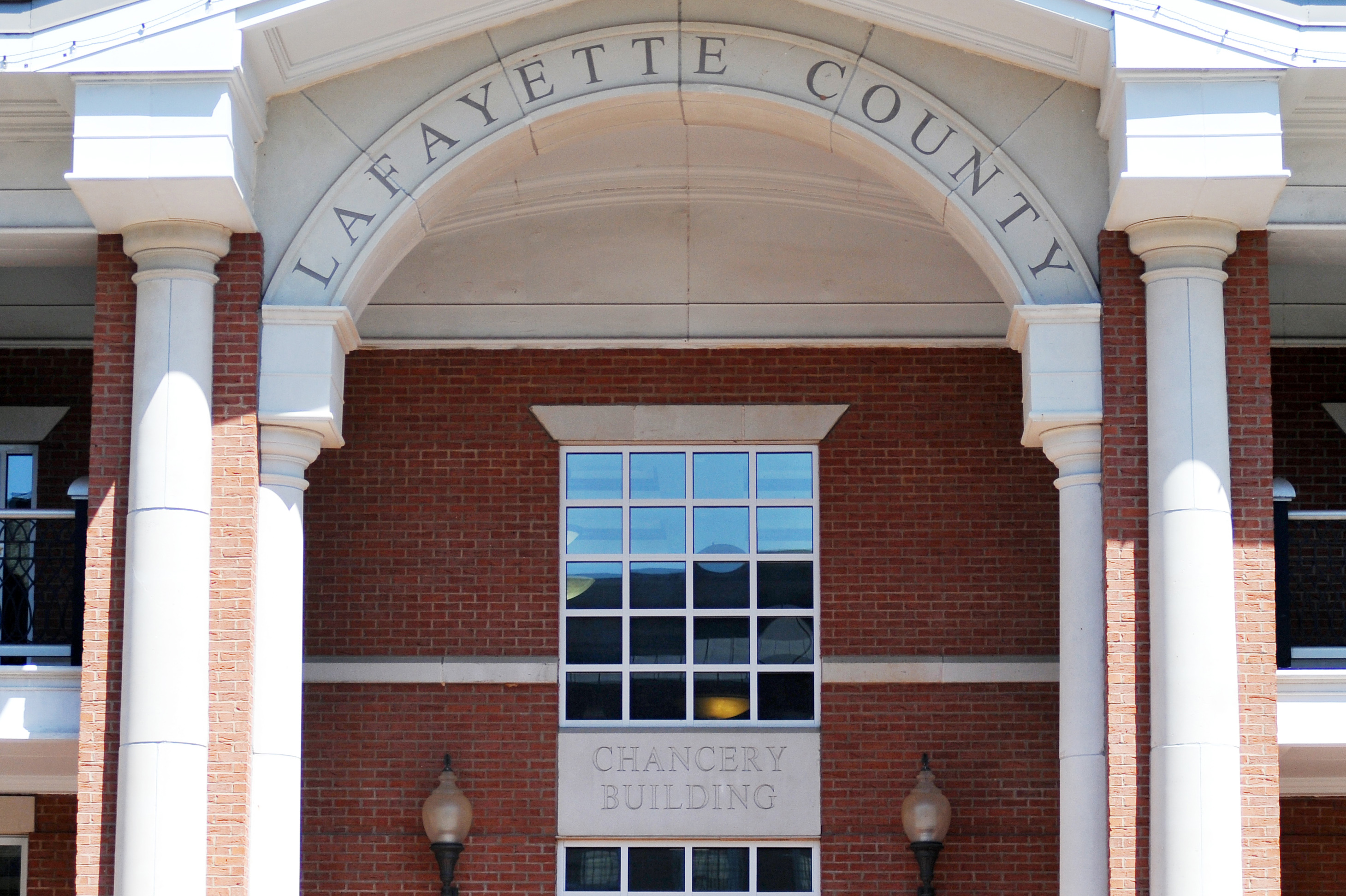 Holly Springs attorney qualifies for Chancery Court race | The Oxford Eagle