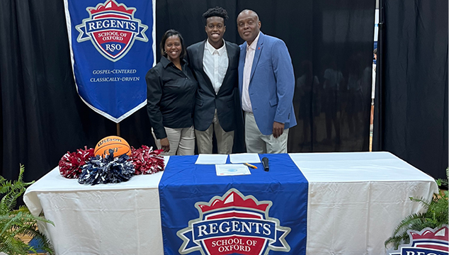 Regents’s Jayden Maten commits to Wartburg College | The Oxford Eagle