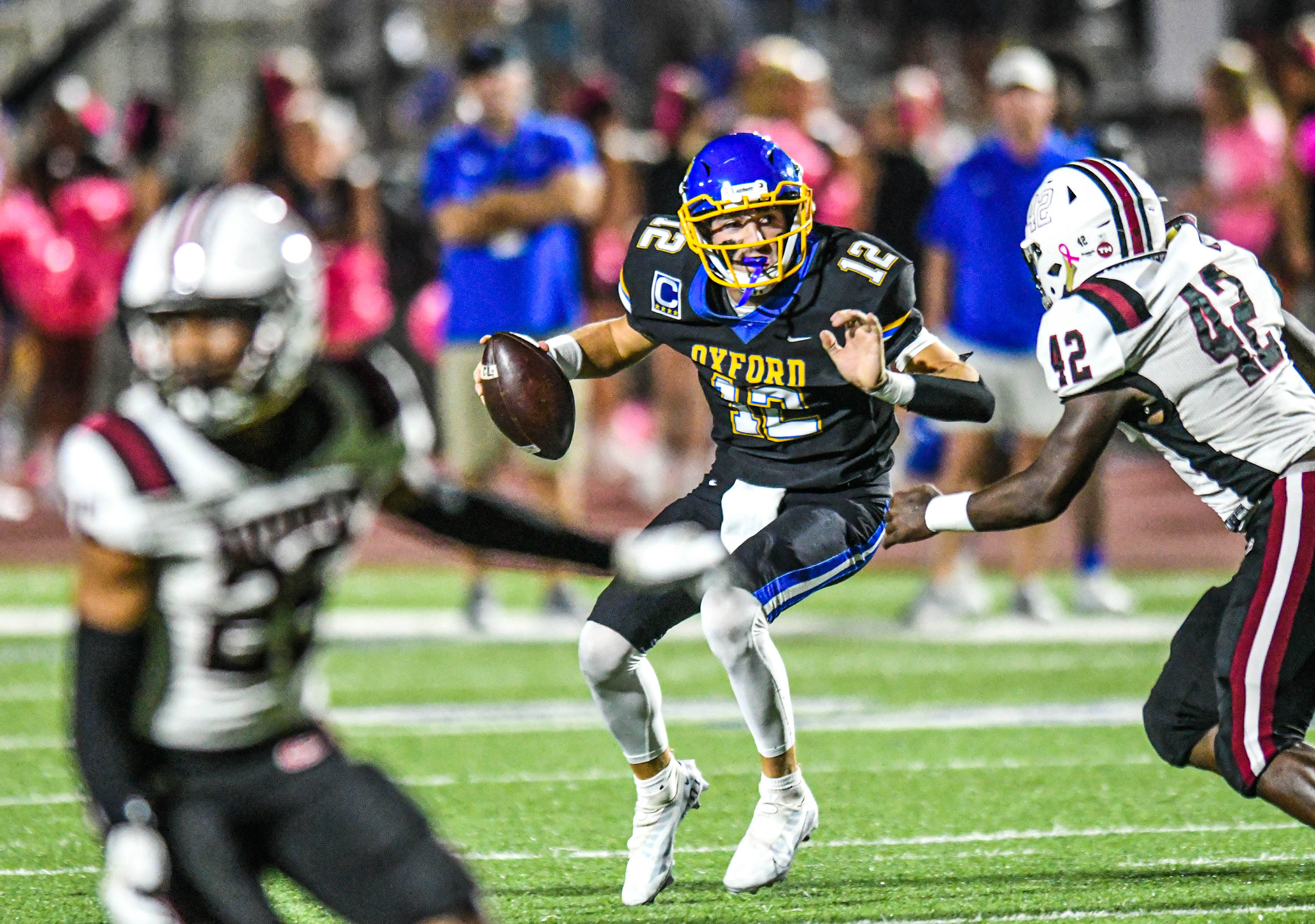 Oxford trying to win the battle of "explosives" against red-hot Clinton ...