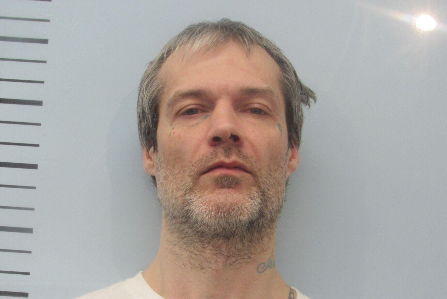 Convicted felon sentenced to 27 years for violating federal firearms ...